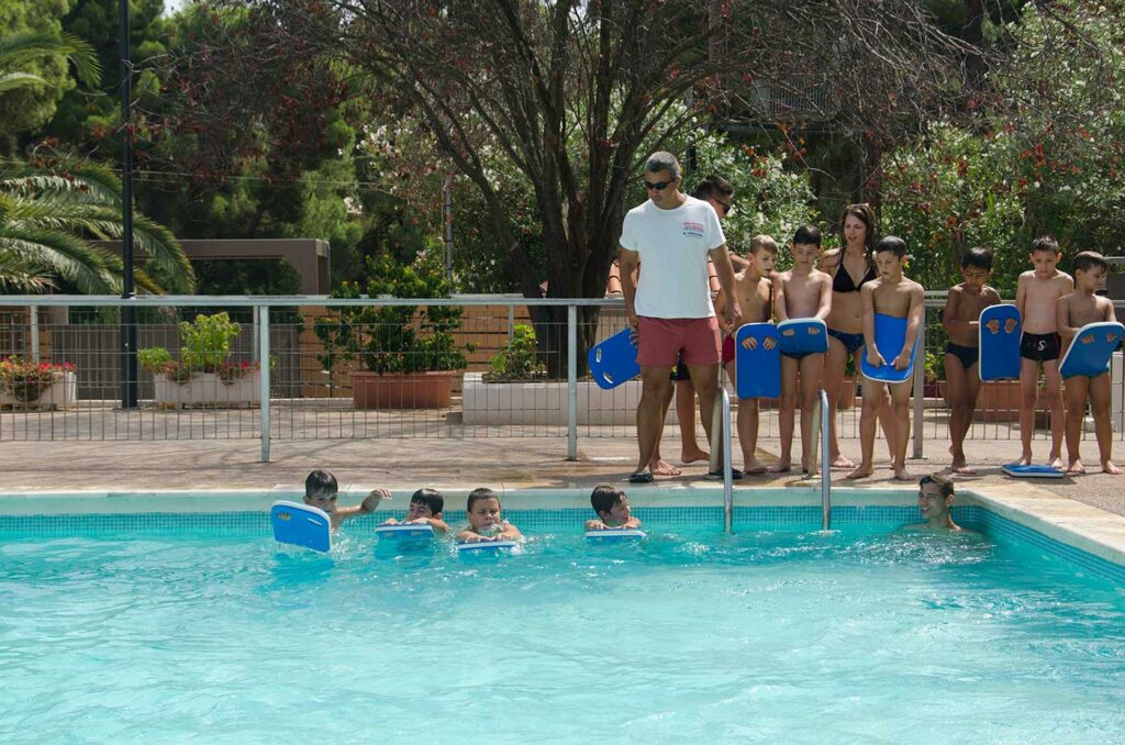 Πισίνα – Skouras Camp